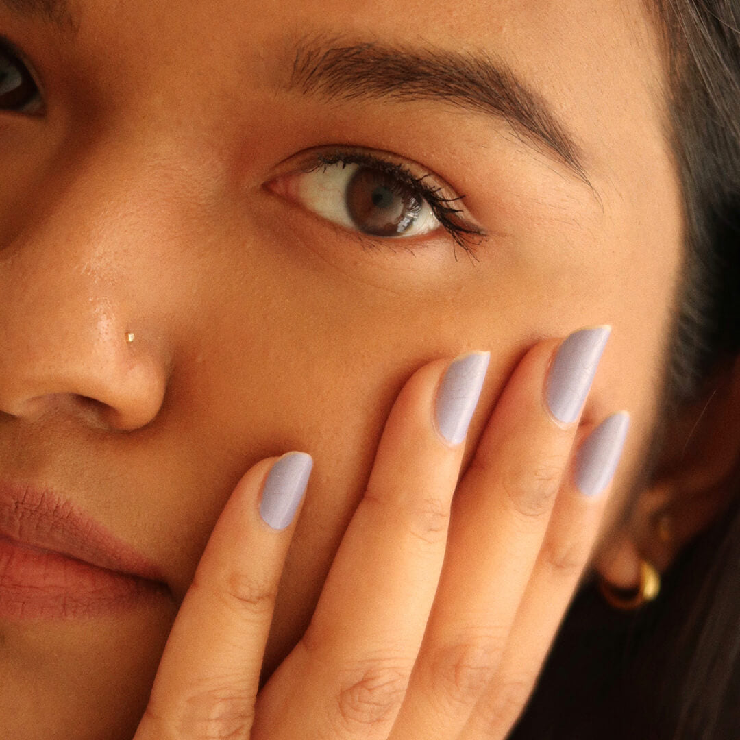 Tiny Diamond Stud L-Shape Nose Ring in 14k Gold | Maison Miru